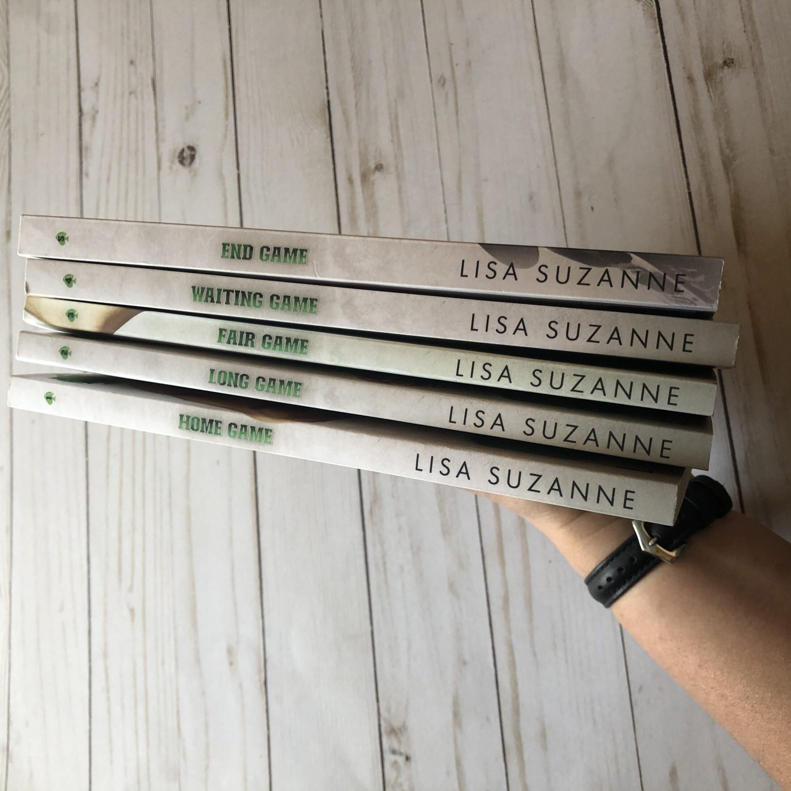 Home | Author Lisa Suzanne